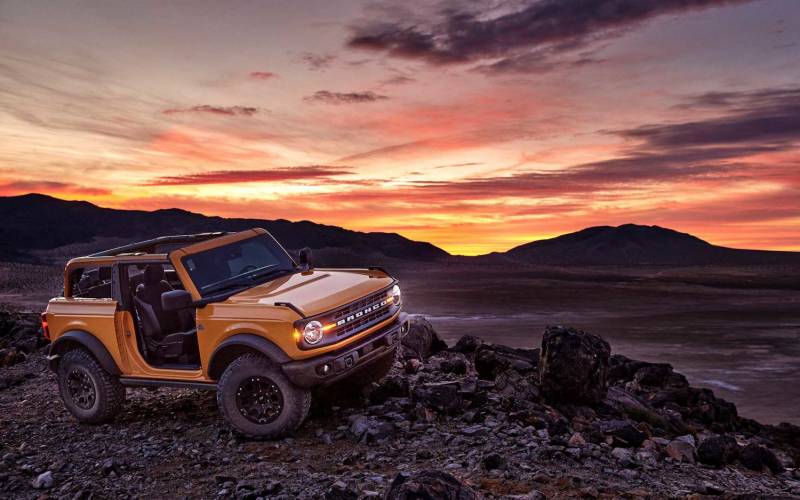 2021 Ford Bronco Outer Banks Photos Review Redesign Specs Interior Redesign Release Date